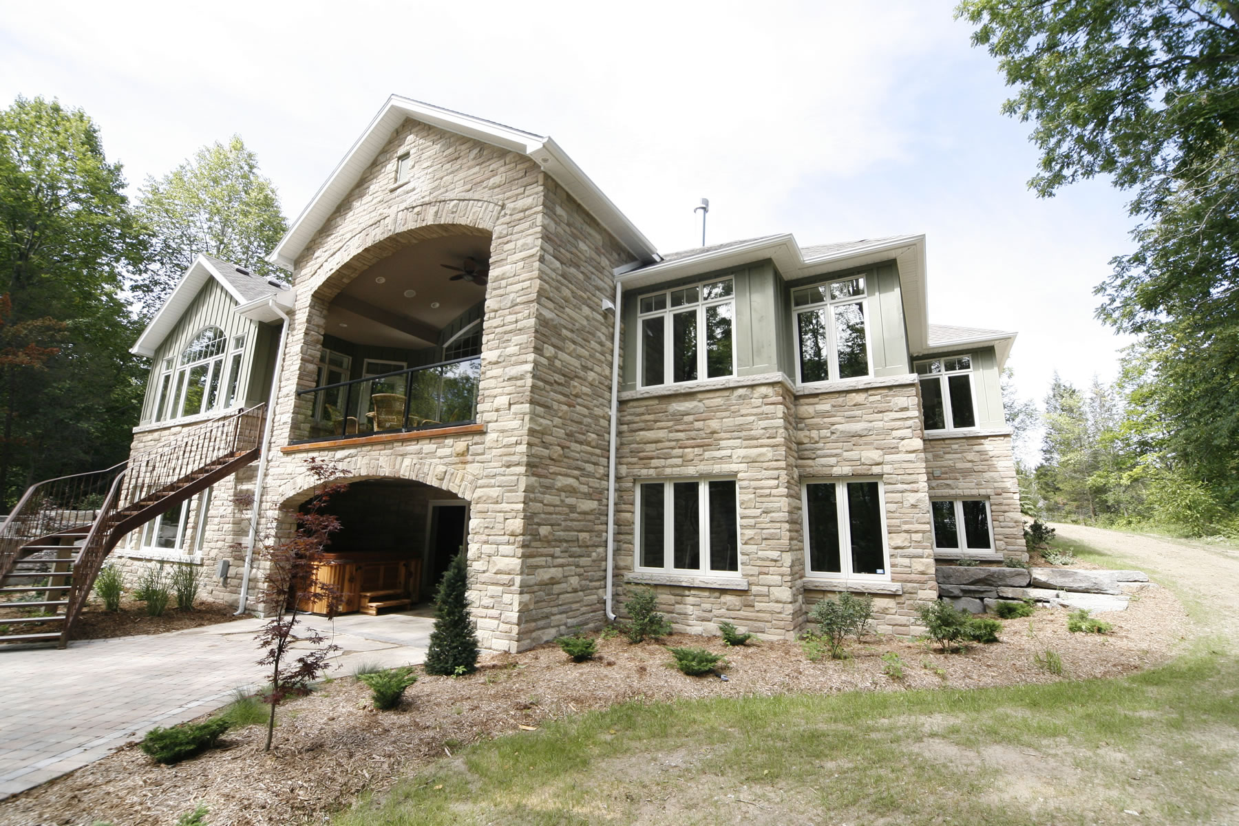 The Original Hottage | Oke Woodsmith Building Systems Inc.